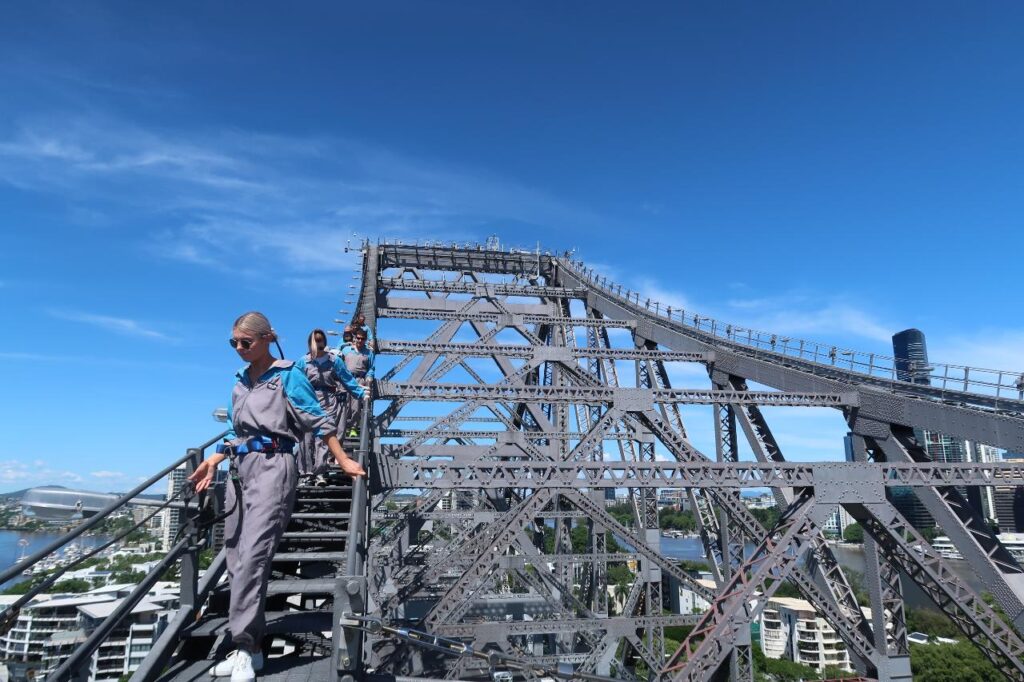 Story bridge Day Climb – Travel Now Australia